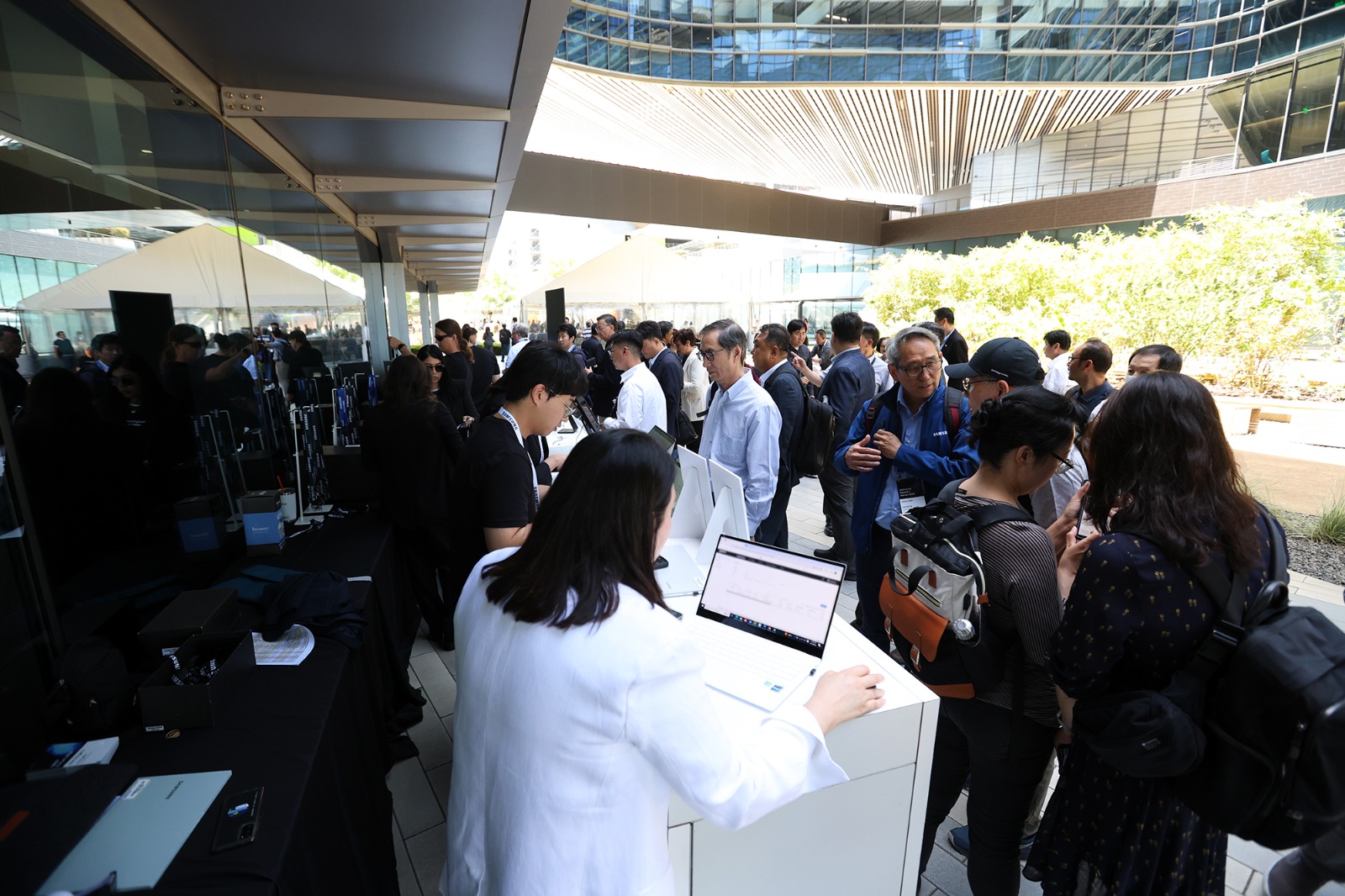 Samsung Showcases AI-Era Vision and Latest Foundry Technologies at SFF ...